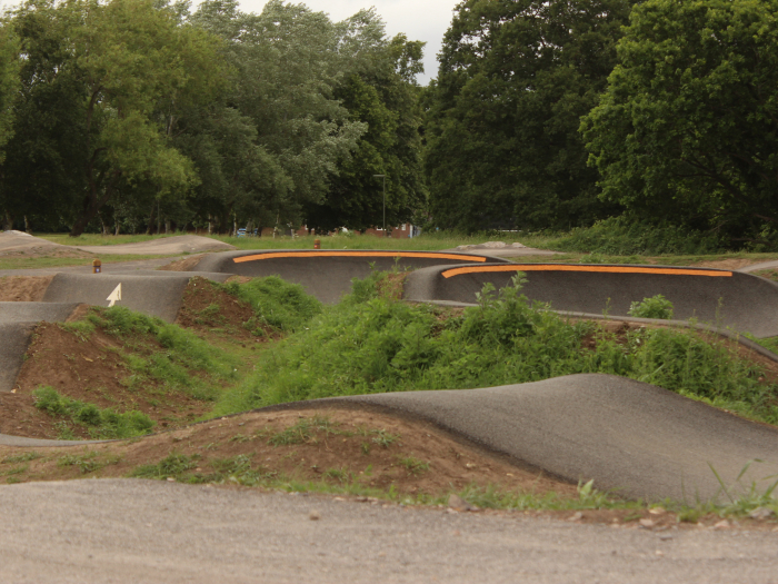 Goldsworth Park MTB Trail Builders | Clark & Kent Contractors