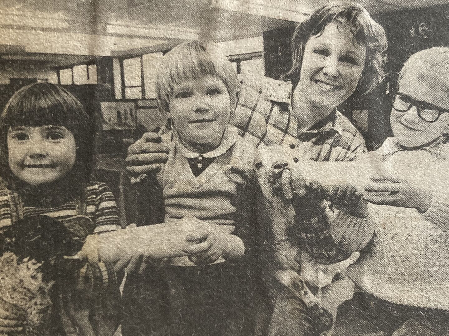 TarvinOnline | Tarvin History Revealed - Lambs at Tarvin School 1984
